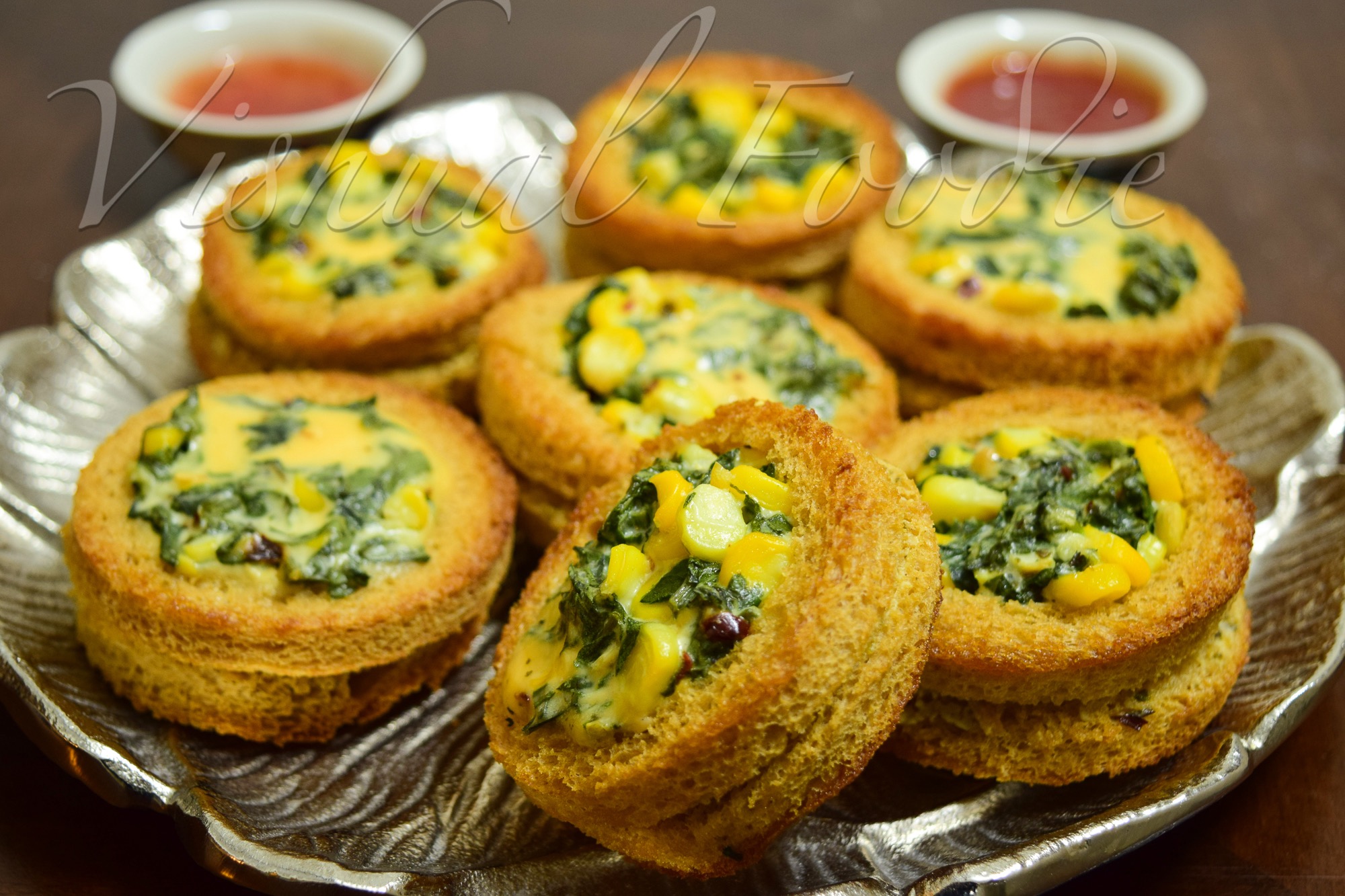 Cheesy Spinach and Corn Discs